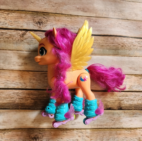 My Little Pony | Toys | My Little Pony A New Generation Sing N Skate ...
